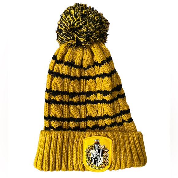 Warner Bros. | Accessories | Harry Potter Hufflepuff Yellow Black ...